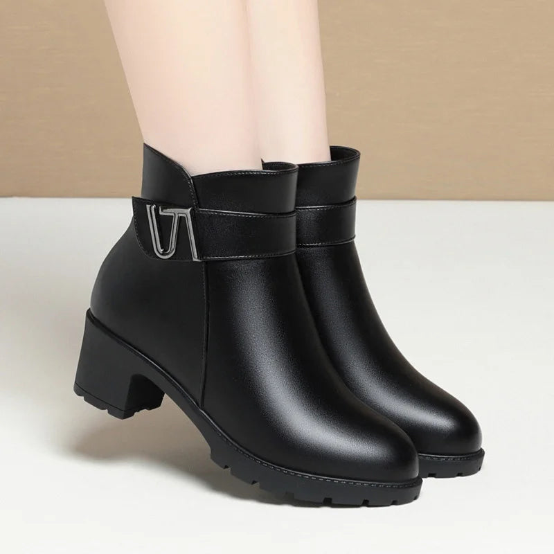 Stylish Black Leather Ankle Boots With Heels on Luulla