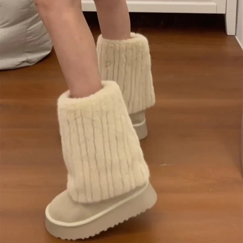 Womens Fluffy Platform Boots With Ribbed Design on Luulla